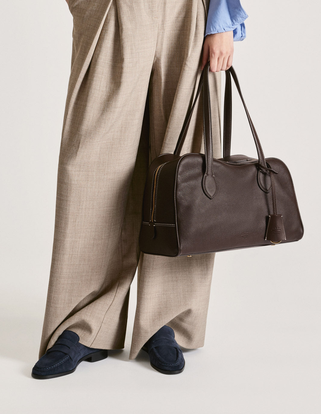 Noale Walnut/Contrast Stitch Grained Leather Top handle bag | ATP ...