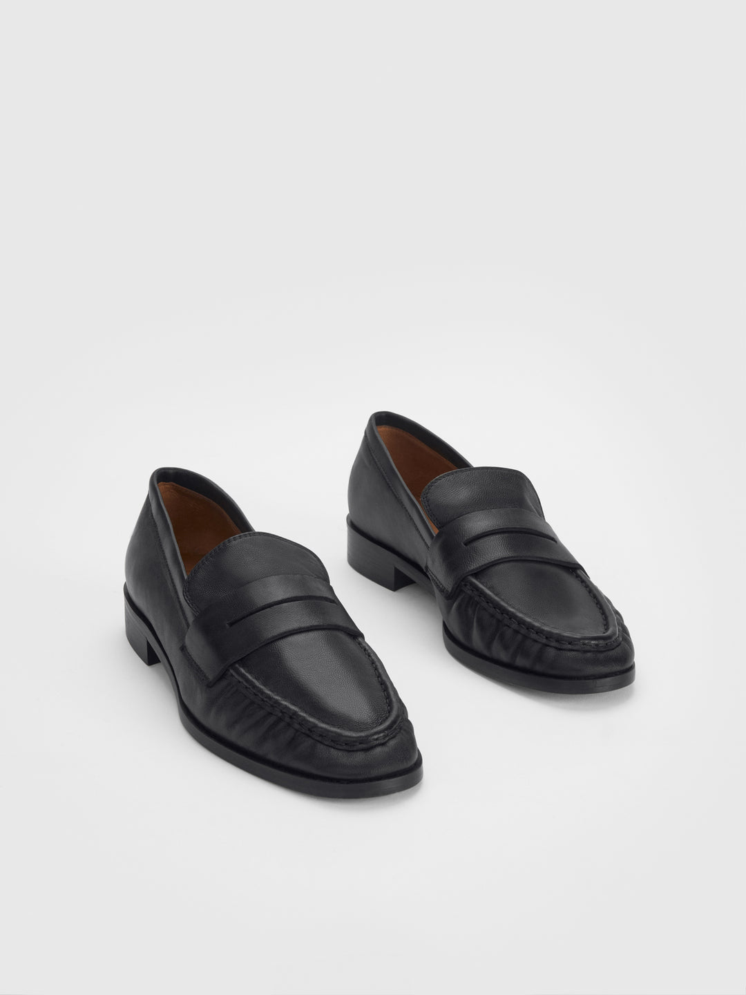 Airola Black Nappa Loafers – ATP Atelier